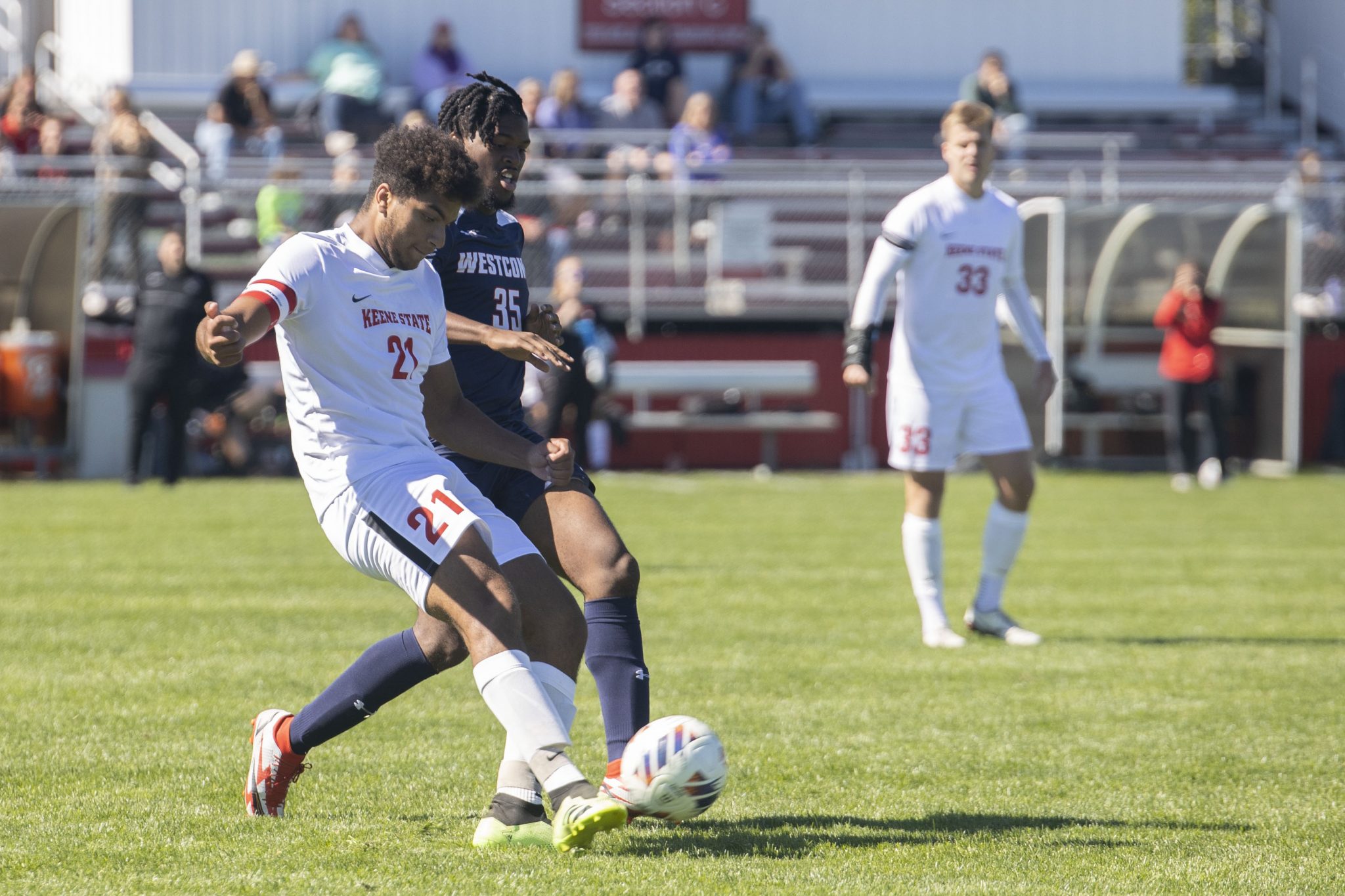 Men’s soccer loses first LEC matchup of the season – The Equinox