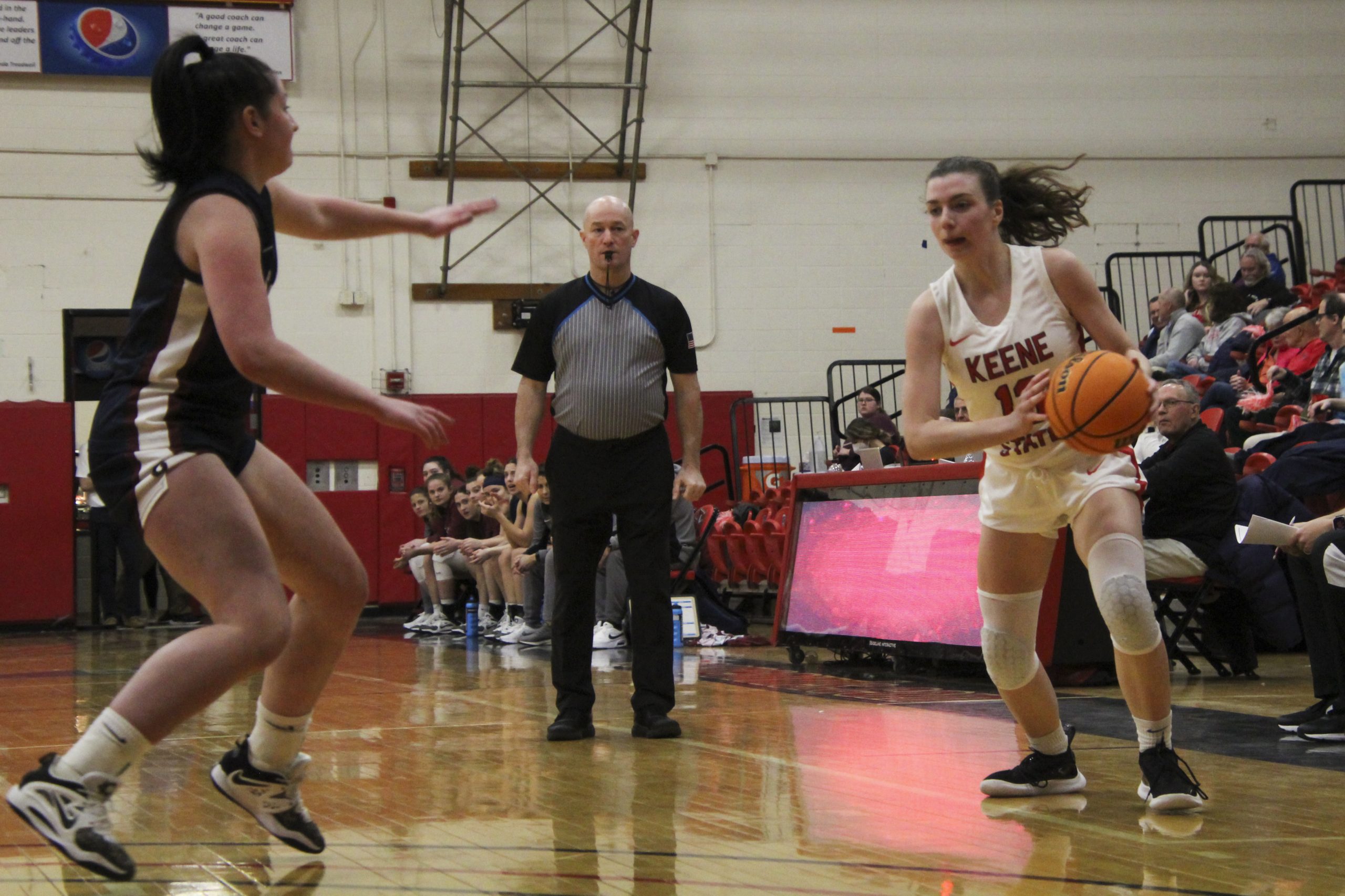 Women’s basketball falls to Eastern Connecticut – The Equinox