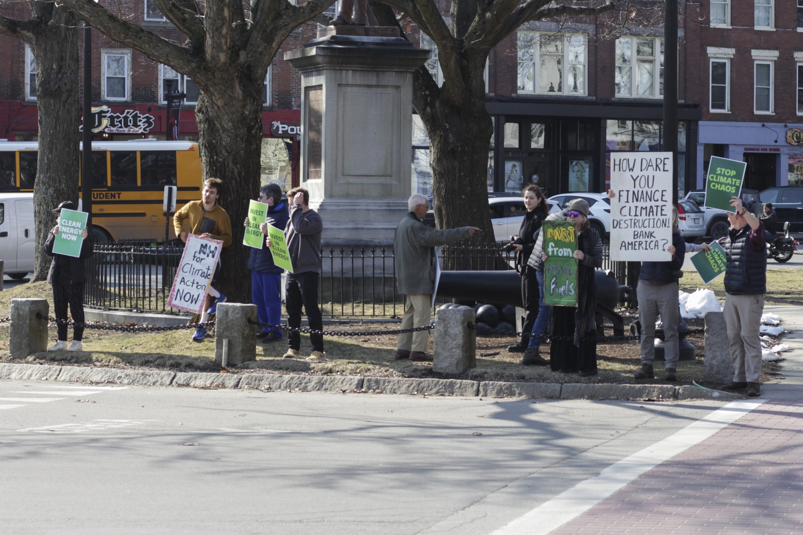 Students advocate for renewable energy – The Equinox