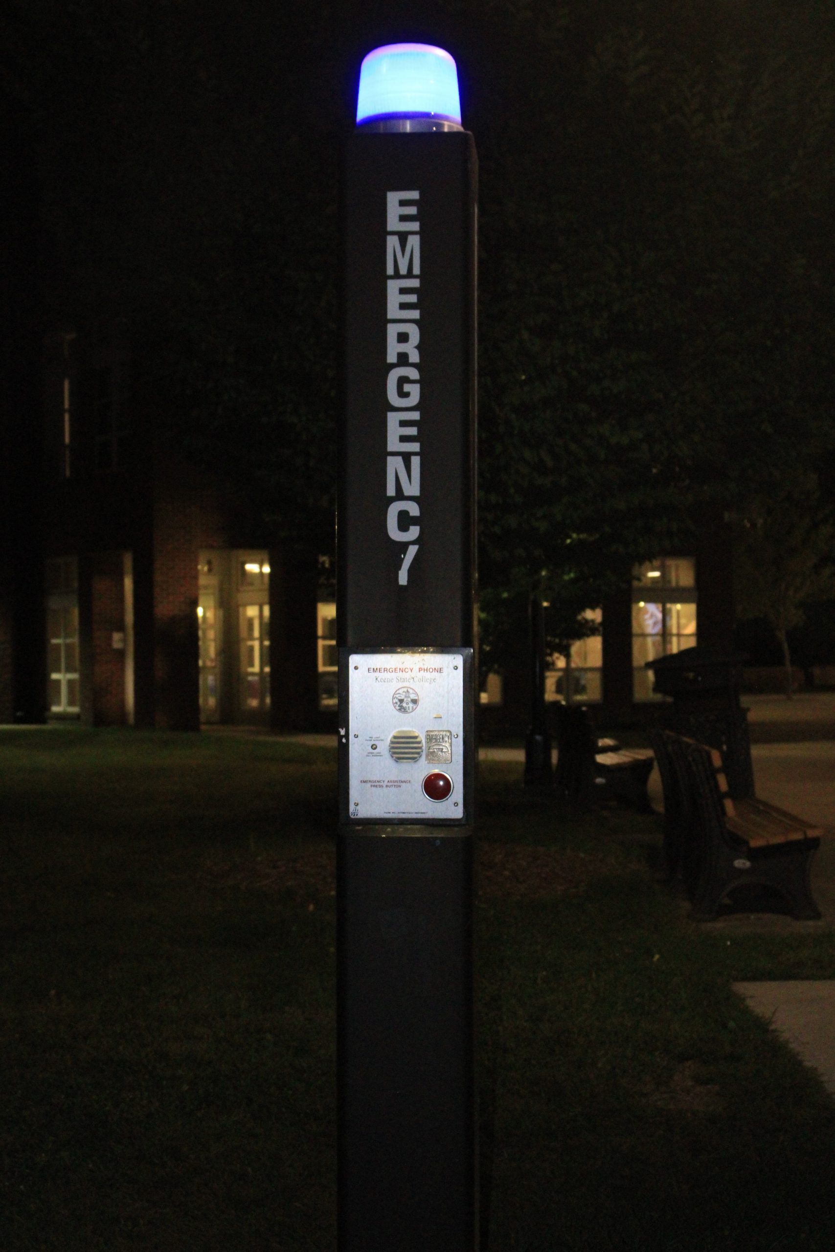 Emergency blue lights system to be scaled back in favor of safety app ...